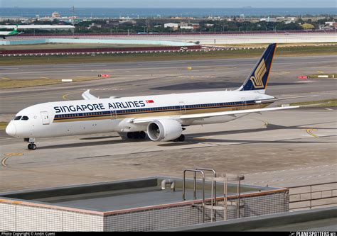 9v Scj Singapore Airlines Boeing 787 10 Dreamliner Photo By Andri Cueni