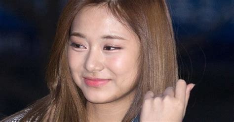 Ten Photo 트와이스 쯔위 돋보이는 인형미모