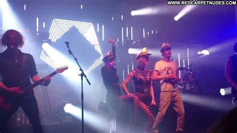 Jennifer Weist Celebrity Beautiful Babe Posing Hot Hd Tits