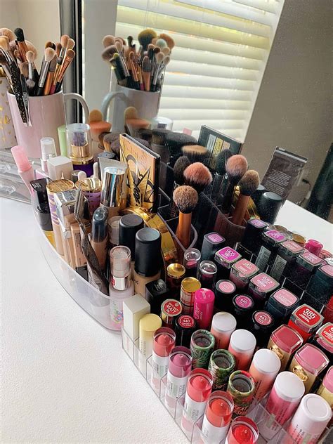 Vanity Makeup Organizer Ideas Setia
