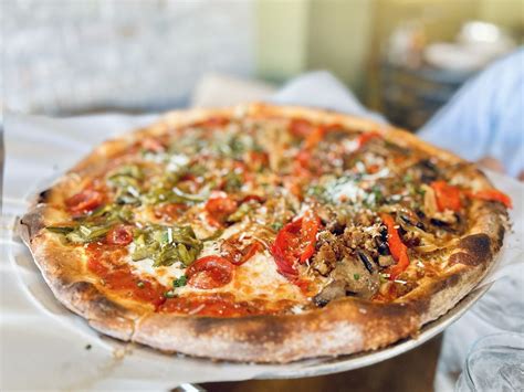 Apizza Doho Updated July 2026 905 Photos And 1008 Reviews 34255