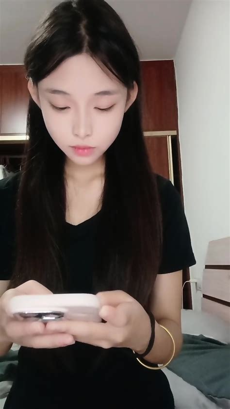 小草莓真好吃 22 Eporner