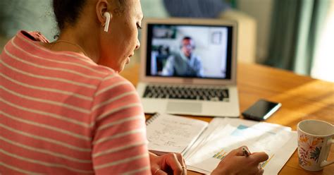 Student Survey Real World Scenarios Key To Enhancing Student