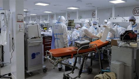 54enne Grave Dopo Vaccino Jandj A Bari Ischemia Sospetta Era In Cura