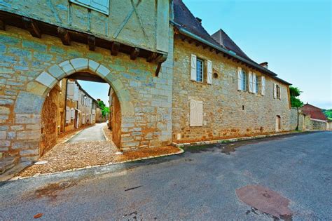 Crossroads With Confusing Directional Arrow Sign Stock Photo Image Of
