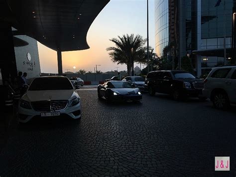 에티하드 항공 퍼스트클래스 라운지 Feat 에미레이츠팔레스 호텔 다이닝 메뉴 네이버 블로그