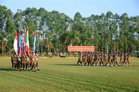 တပ်မတော် ကြည်း ဗိုလ်သင်တန်းကျောင်း မှော်ဘီ ဘွဲ့ရအမျိုးသမီးဗိုလ်လောင်းသင်တန်း အမှတ်စဉ် ၁၀ သင