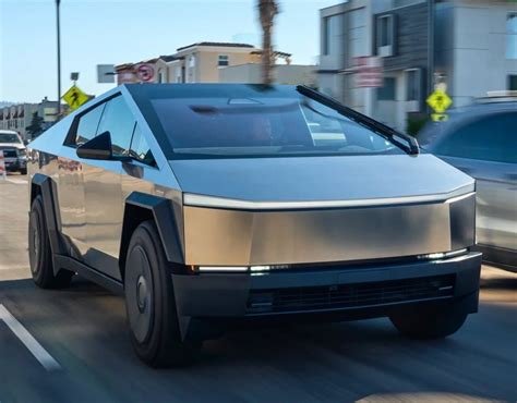 Tesla Cybertruck Interior Futurista é Revelado Antes Do Lançamento