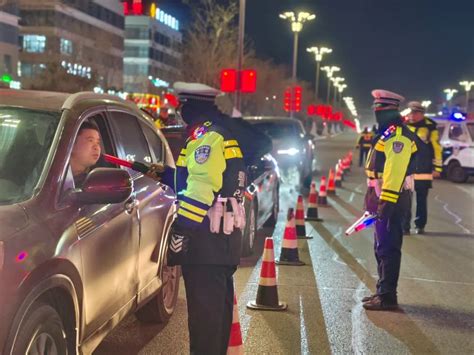 【节日我在岗】元旦“警”相随 守护平安路 高新区交警坚守岗位保畅通！澎湃号·政务澎湃新闻 The Paper