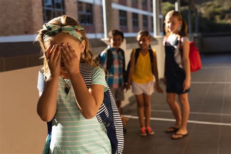 Cómo Prevenir el Bullying en la Escuela Primaria Colegio Del Valle