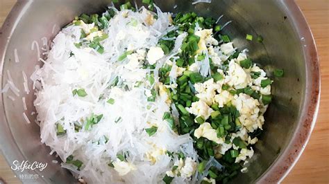 Ivys Kitchen 香脆味美 ~ 韮菜餃子盒
