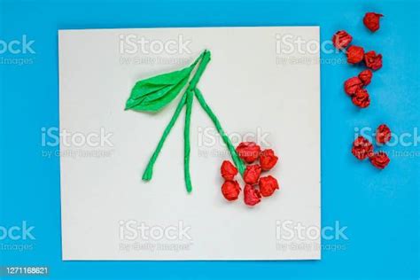 3단계 Diy와 어린이의 창의성의 개념 단계별 지침 응용 프로그램 종이 열매 격리 중에 자녀와 함께 창의적인 활동 0명에 대한 스톡 사진 및 기타 이미지 Istock