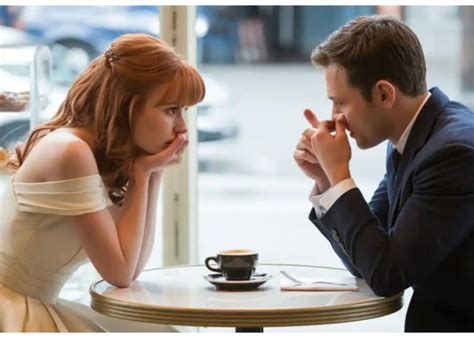 Phoebe Cates In Then And Now Photos A Journey Through The Years From