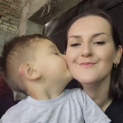 Yael Aguilar Yael Aguilar • Threads Say More