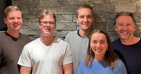Tar Med Seg Familien På Scenen Vi Har Noen Ting Vi ønsker å Formidle