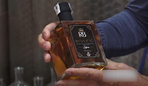 Radomir Bosiljčić Američki Biznismen Pravi Rakiju U Srbiji