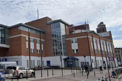 8 Lewisham Police Officers And Staff Unwell After Tear Gas Incident In