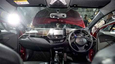Intip Spesifikasi Toyota All New C Hr