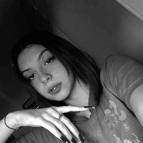 𝓒𝓪𝓶í🖤 Cami 03 On Threads