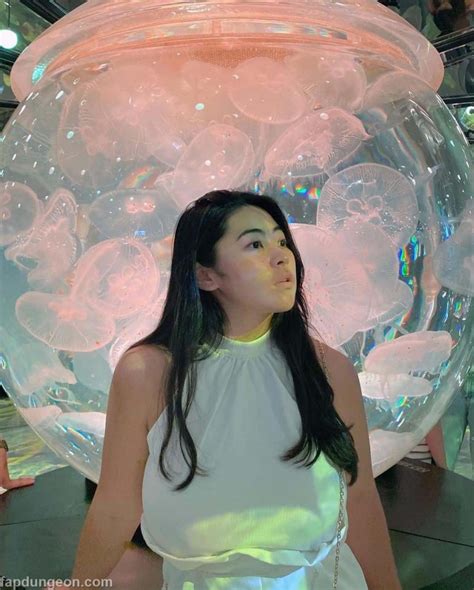 Yiyihahahaha Cute And Busty Asian Fapdungeon