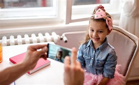 کودکان کار نامرئی پدر و مادرانی که از فرزندشان پول درمی‌آورند