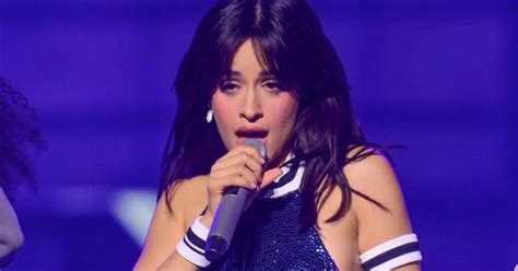 Camila Cabello Seen Performing To Near Empty Arena In Awkward Viral Photo The Mirror