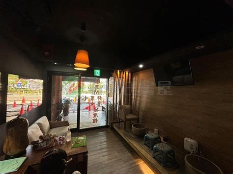 學生流量超大，超強黃金店面 新北市蘆洲區中正路房屋出售 Ut0363928 有巢氏房屋