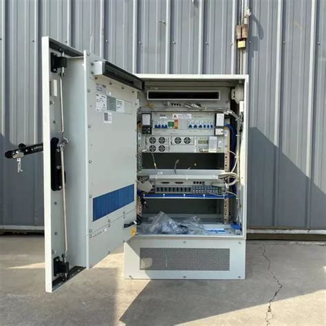 Outdoor 5g Cabinet Telecom Cabinet Waterproof Rain Proof Rack 19 Inch