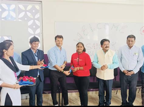 Sameer Bansal Sir Bansal Classes Ideal For Scholars
