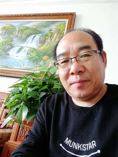 中國陰山作家推薦曉君原創作品相逢六月風吹麥浪 每日頭條