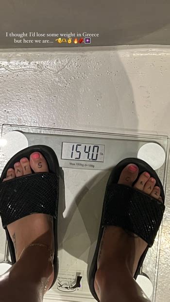 Hannah Stocking Feet Aznudefeet