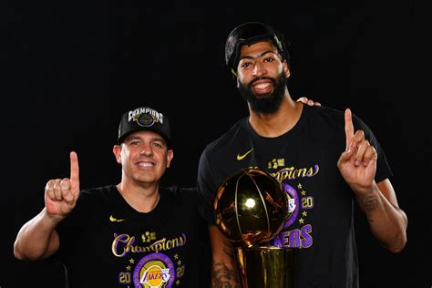 Kentucky Wildcats In The Nba A Sea Of Blue