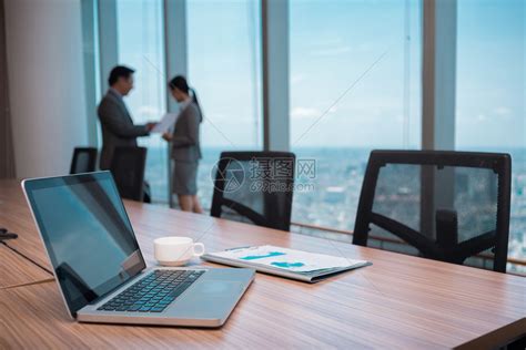 桌面上的文件和笔记本电脑高清图片下载 正版图片502846061 摄图网