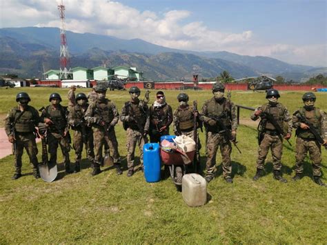 Vraem Fuerzas Armadas Y Policía Nacional Incautan 750 Kilos De Droga