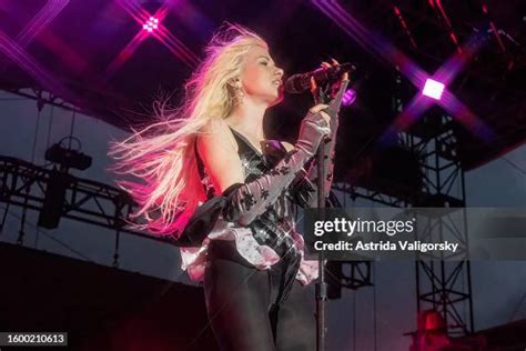 Carly Rae Jepsen Performs At Pier 17 Rooftop On August 07 2023 In