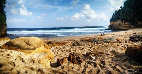 Pantai Nampu Harga Tiket Masuk Yang Murah Untuk Pantai Yang Indah
