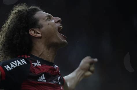Flamengo elimina o Vasco e torcida canta no Maraca vai jogar a Série B