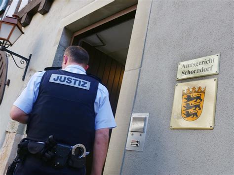 Sex Auf Offener Straße Und Vor Spielenden Kindern Nachrichten Aus