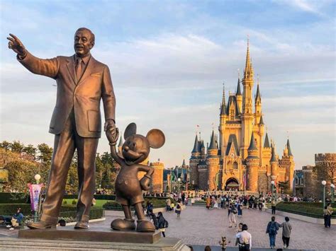 Disneyland Jepang Lokasi Wisata Dan Harga Tiket Masuk 2023