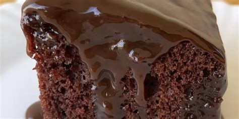 Pastel De Chocolate Con Salsa Picante