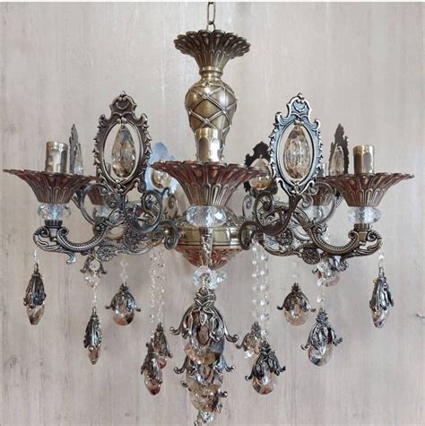 ბროლის ჭაღი ბროლის ჭაღი Added A New Photo