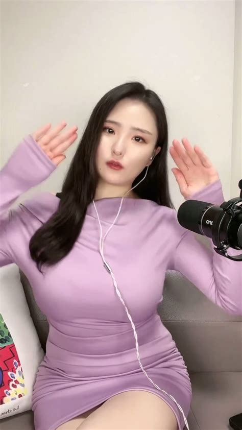 송이 이게 바로 틱톡갬성🤣 틱톡 틱톡커 틱톡라이브 Instagram