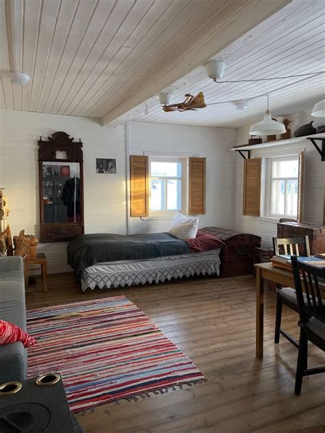 Старый дом в деревне