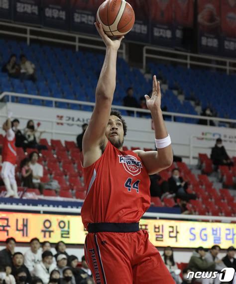 현대모비스 정관장 6연패 빠뜨리며 공동 5위 도약lg는 5연승 뉴스1