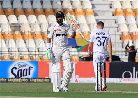 Masood Says Pakistan Bowlers Must Be More Effective To Win Tests Reuters