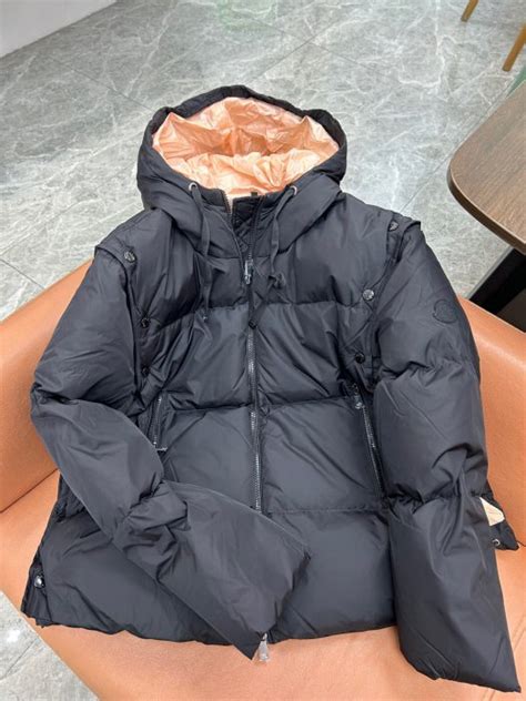 翡翠王 一元起標 Moncler 黑色粉紅內裡 喇叭袖 超柔軟保暖羽絨服外套 保真假貨包退 Yahoo奇摩拍賣