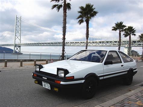Toyota Sprinter Trueno 1983 1984 1985 хэтчбек 3 дв 4 поколение