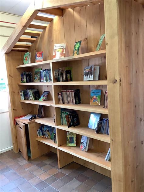 Woods Loke Primary School The Woods Loke Library