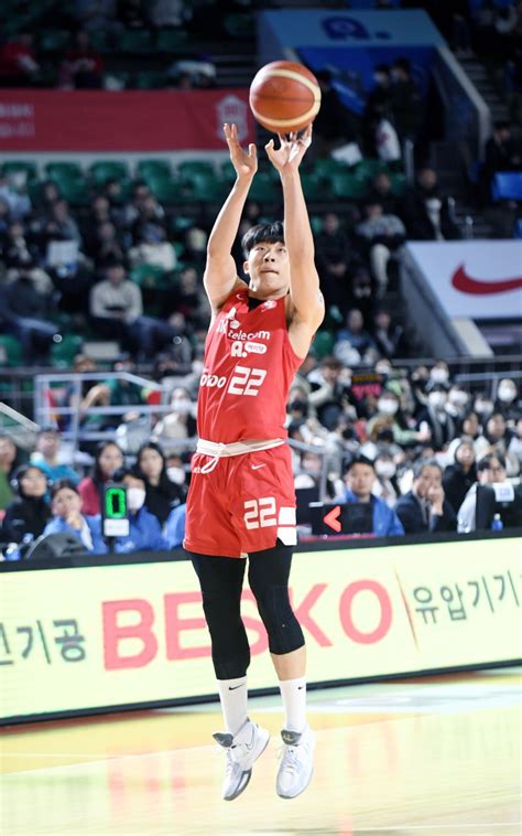 오재현 22점 Sk Kt 꺾고 공동 3위 도약 파이낸셜뉴스