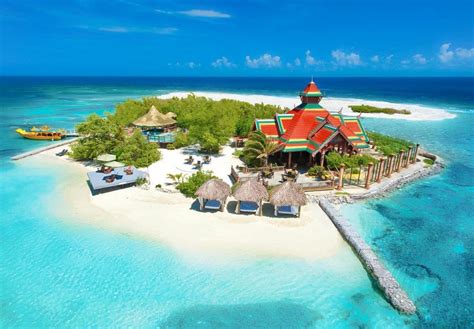 15 Best Clothing Optional Resorts Around The World Touristsecrets